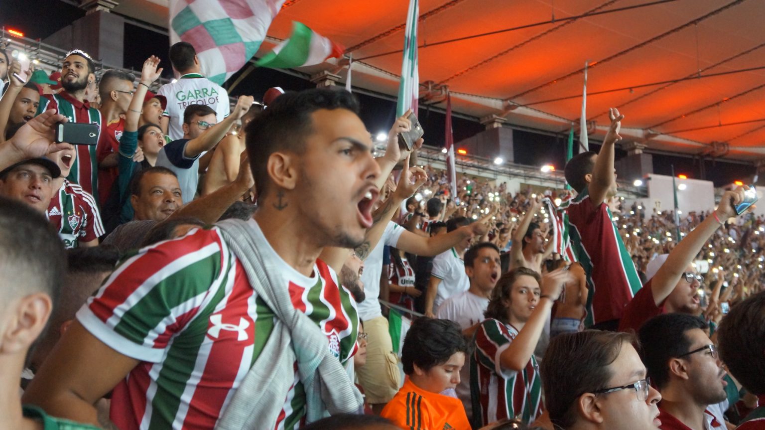 Parte I - Imagens da torcida do Fluminense em 2019 - EXPLOSÃO TRICOLOR