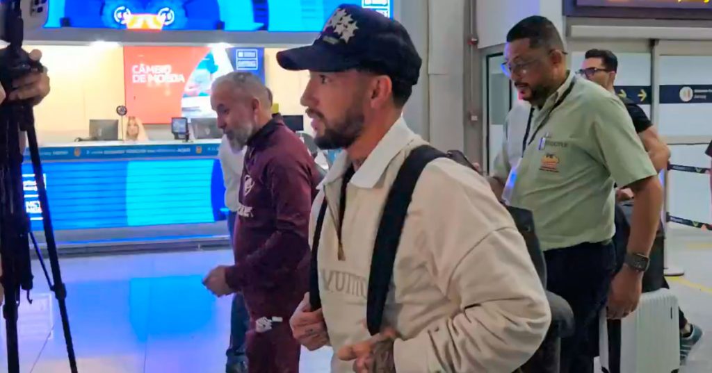 Em nota, FC Dallas valoriza venda de Luciano Acosta para o Fluminense ...